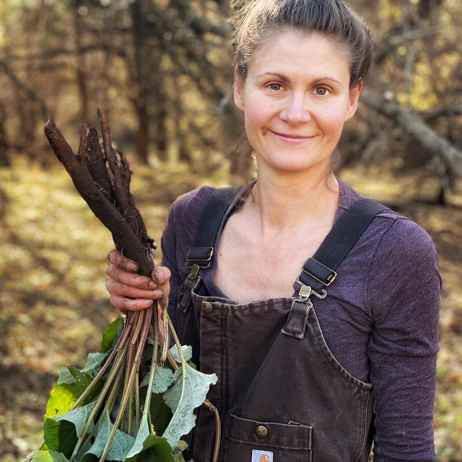 Homestead Living - Quarterly Homesteading Magazine