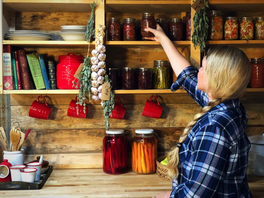 Living Prepared: Keeping a Stocked Pantry - Homestead Living