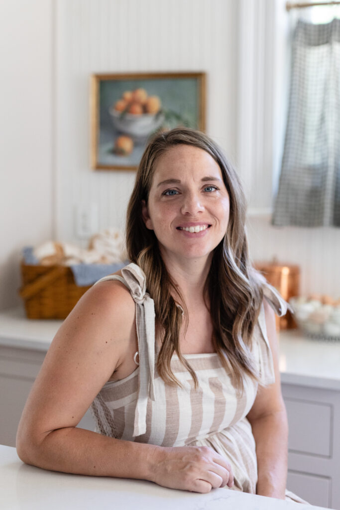 Daily Sourdough by Lisa Bass